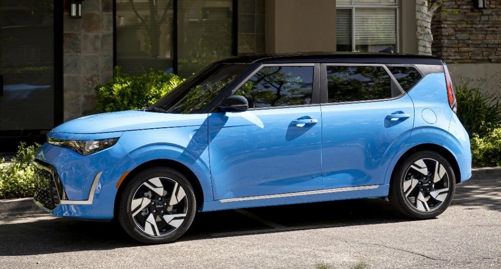 The Best Cars for Teens: Kia Models | Napleton Northlake Kia