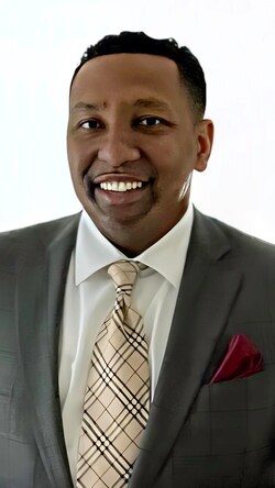 Meet the Staff | Napleton Volvo in Schererville, IN