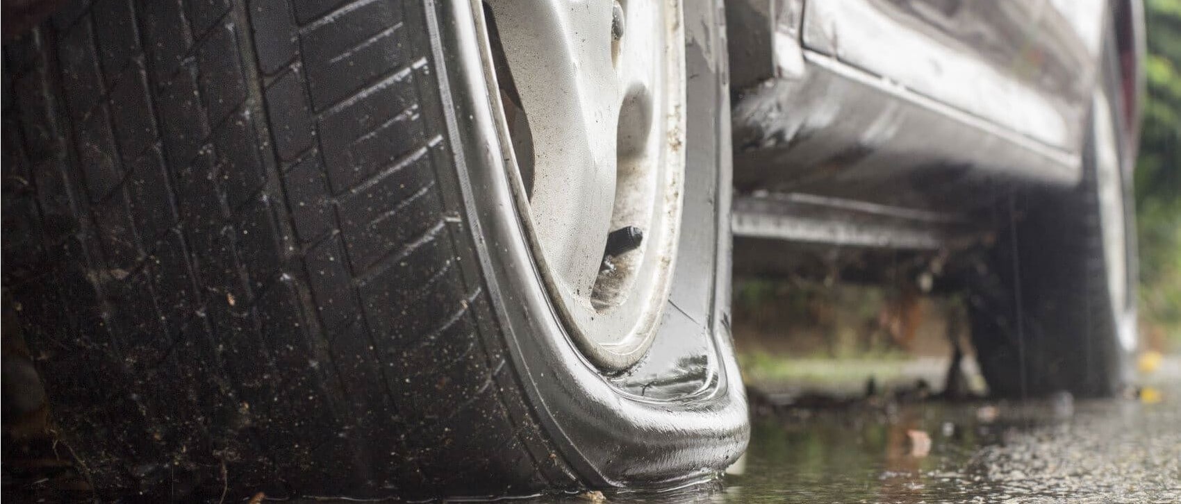 Common Causes of Truck Tire Damage New Holland PA | New Holland Isuzu