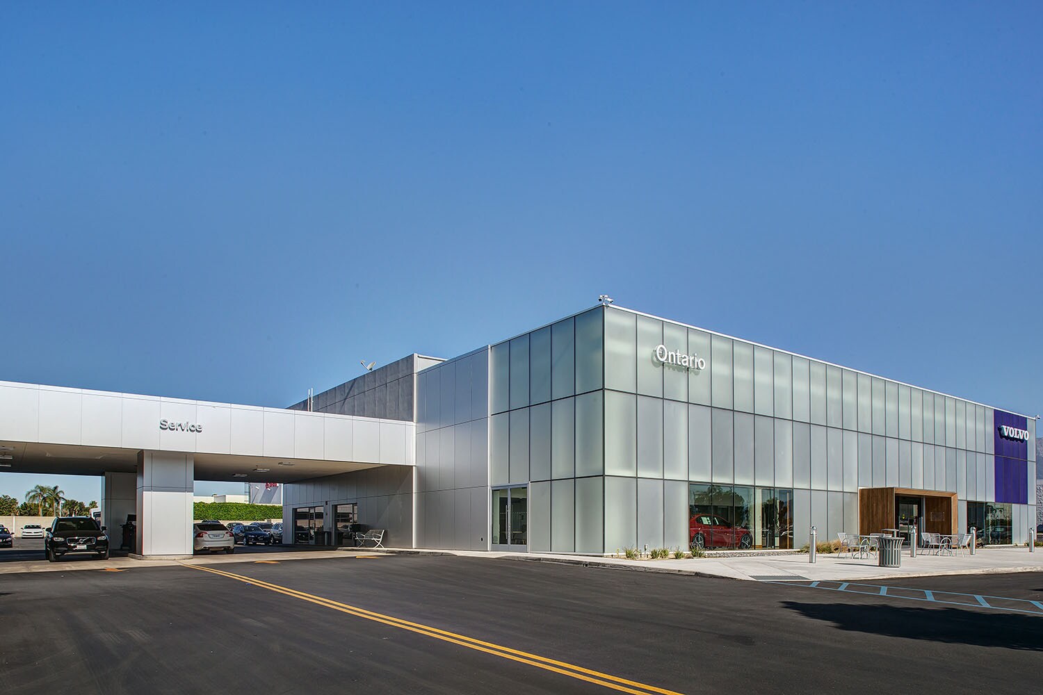 Volvo Cars Ontario | New Volvo dealership in Ontario, CA 91761 Service ...