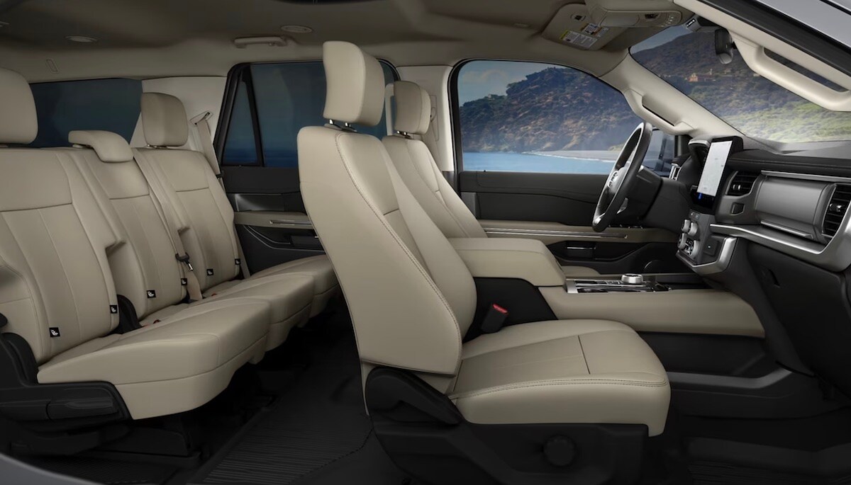 Ford Expedition vs the Competition | New SUVs Near Fairfax