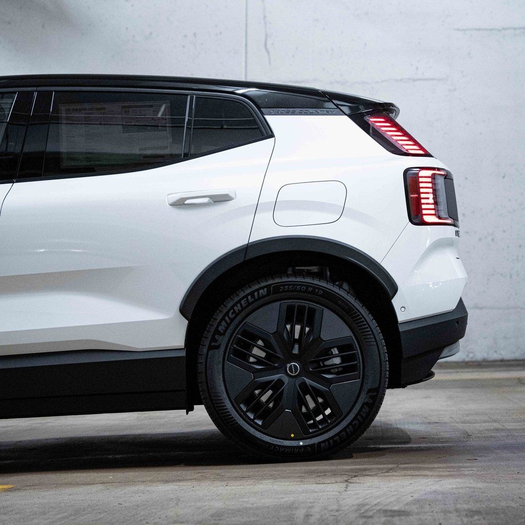 2026 Volvo EX30 Cross Country For Sale Bethesda MD | North Bethesda ...