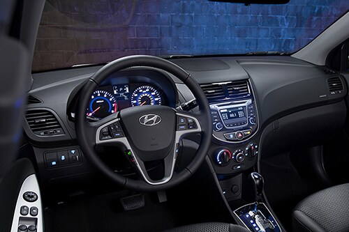 2016 hyundai accent se store