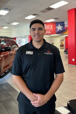 Auto Sales Service Finance Staff Round Rock TX - Round Rock Toyota