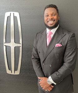 Meet Our Staff | Planet Lincoln