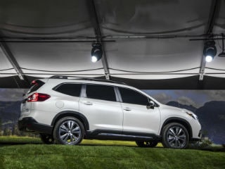 Ascent vs Outback | Battle of the big Subaru crossover SUVs | Boston ...