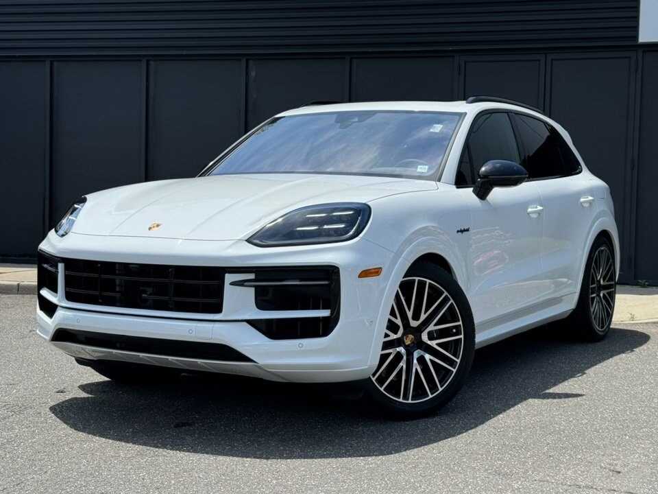 Electric porsche cayenne price store