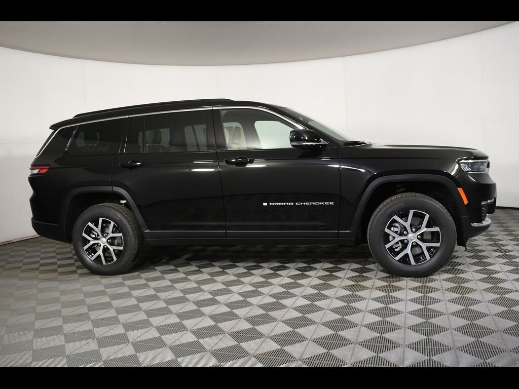 New 2025 Jeep Grand Cherokee L LIMITED 4X4 For Sale | Massillon OH