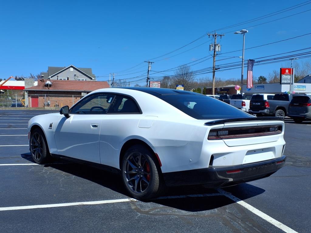 New 2024 Dodge Charger DAYTONA SCAT PACK AWD Meriden CT | 2C3CDBDK0RR189085