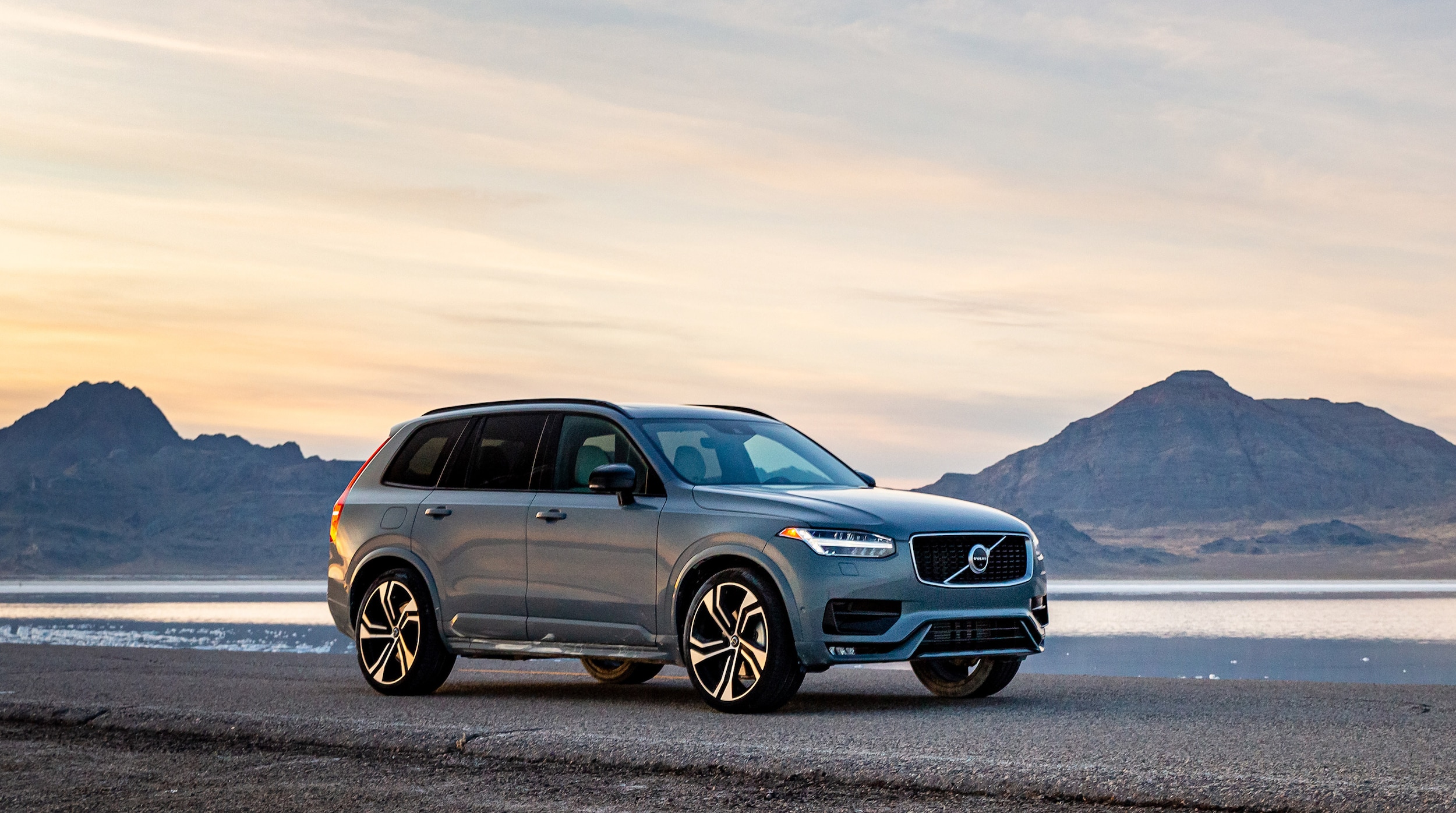 Shop New Volvo XC90 for Sale Austin, Texas | Volvo XC90 Dealership