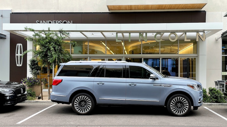 Scottsdale Boutique | Sanderson Lincoln