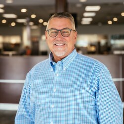 Meet the Staff | Serra Ford Farmington Hills, MI