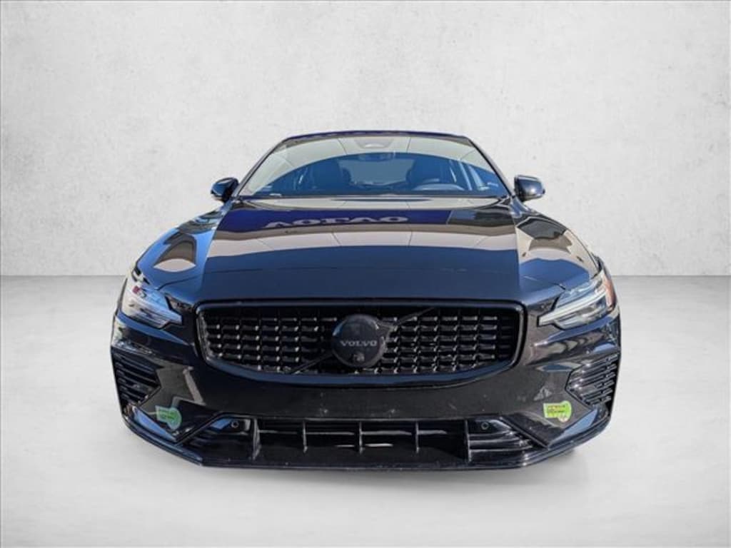 Certified Pre-Owned 2023 Volvo S60 Recharge Plug-In Hybrid Ultimate ...