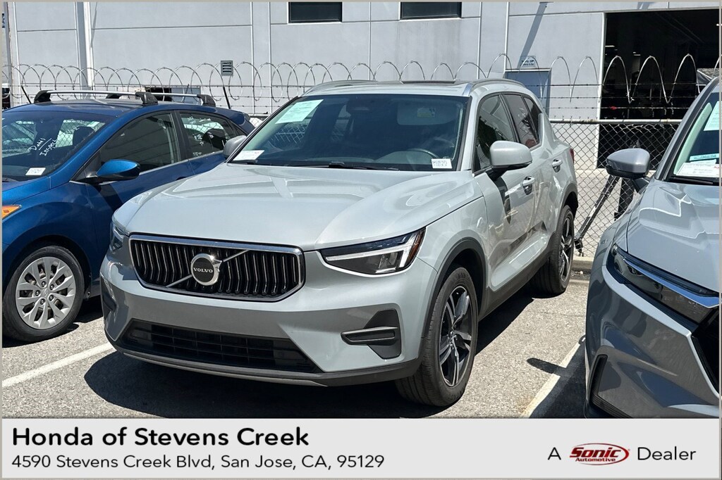 Used 2024 Volvo XC40 B5 Core Bright For Sale in Santa Clara | Stock ...