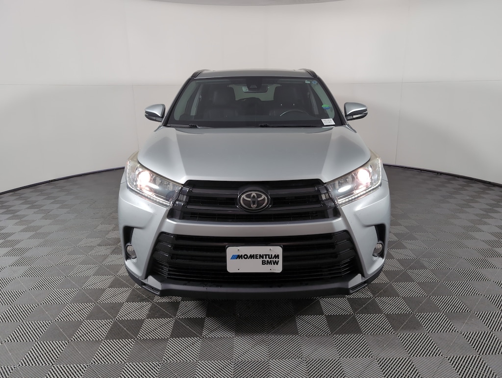 Used 2017 Toyota Highlander For Sale at Lone Star Chevrolet | VIN ...
