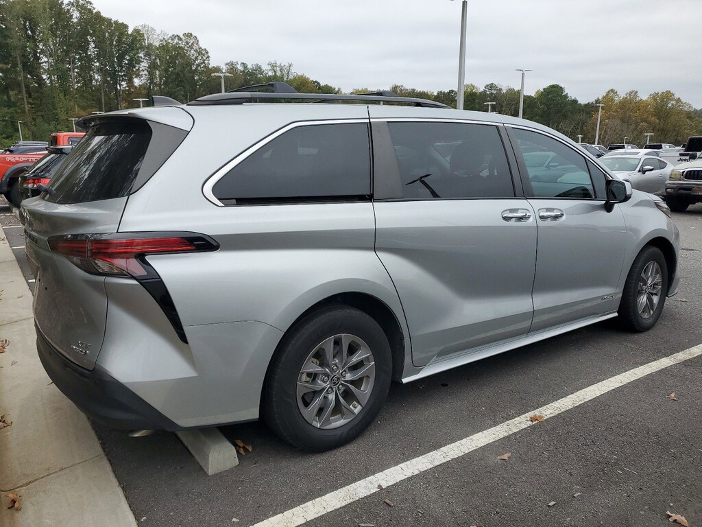 Used 2021 Toyota Sienna XLE For Sale | Orlando FL