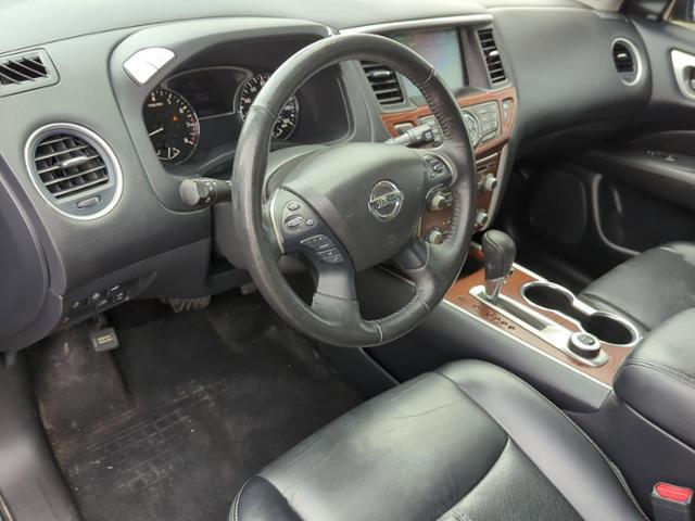 2011 Nissan Pathfinder Interior