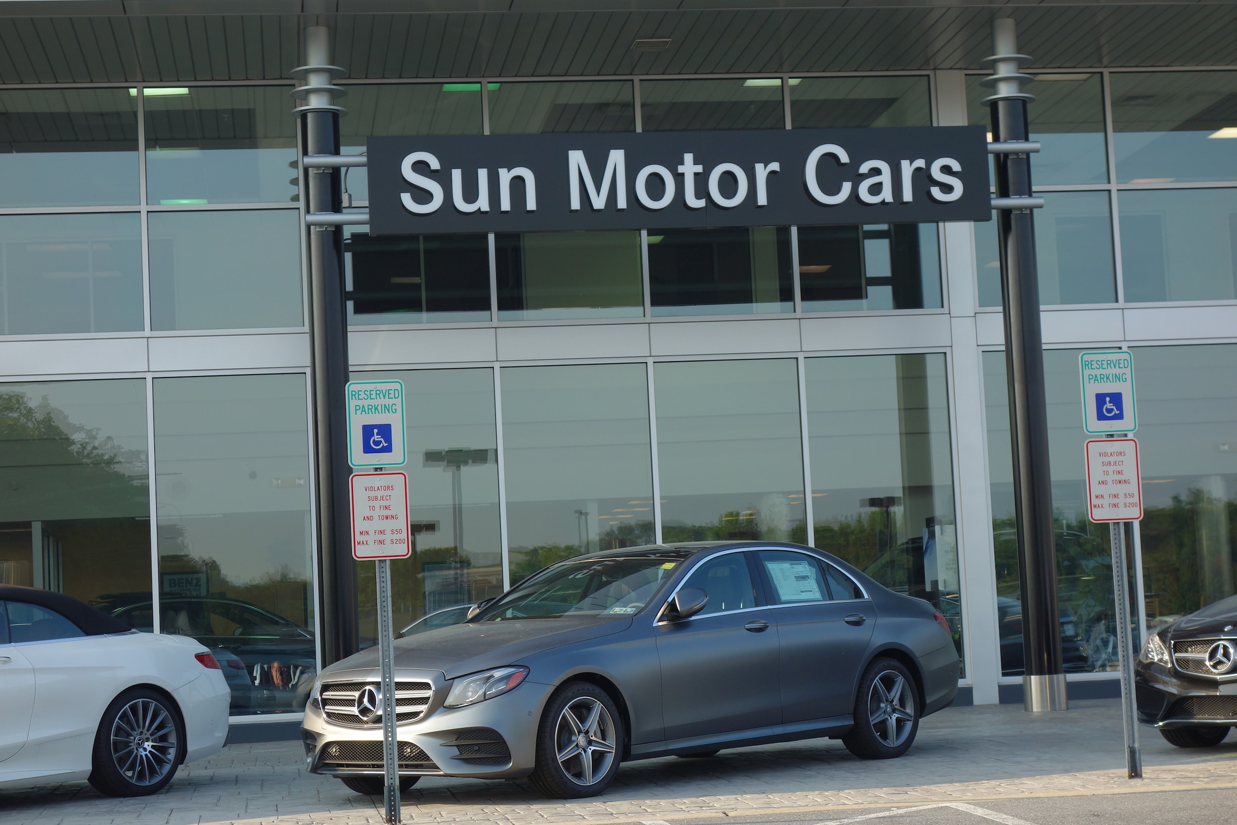 Dealership Photos | Sun Motor Cars, Inc.