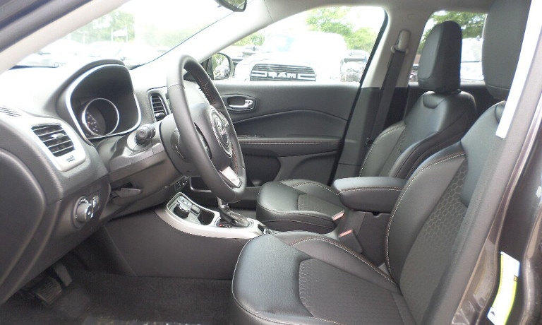 Jeep Compass Interior Cargo Space, Dimensions & Features Available ...