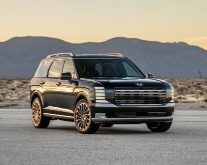 2026 Hyundai Palisade vs. Toyota Grand Highlander | Thomas Cumberland ...