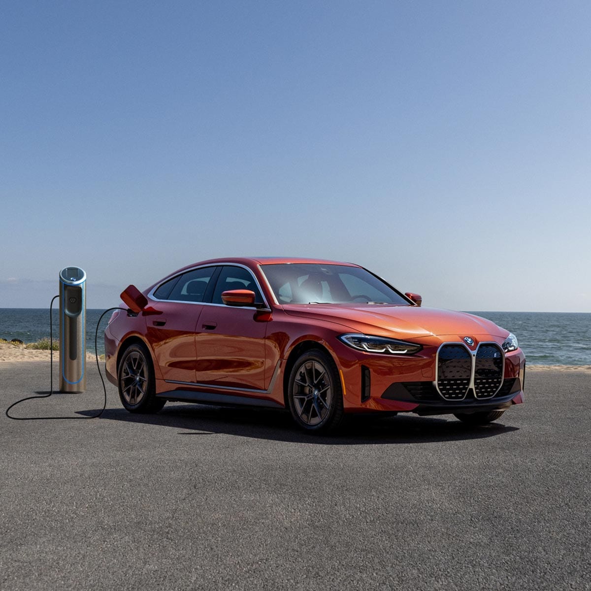 Guide to BMW Battery EVs (BEV) and Plug-in Hybrid EVs (PHEV) | Thompson BMW