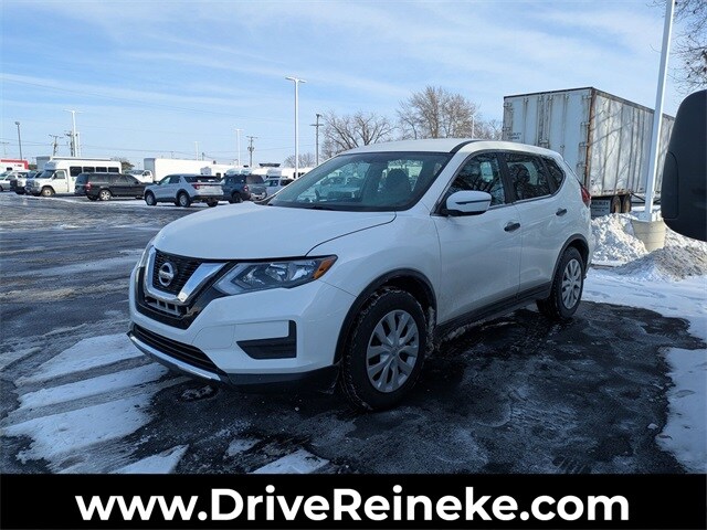 Used 2017 Nissan Rogue For Sale at Reineke Nissan | VIN: 5N1AT2MT7HC751579