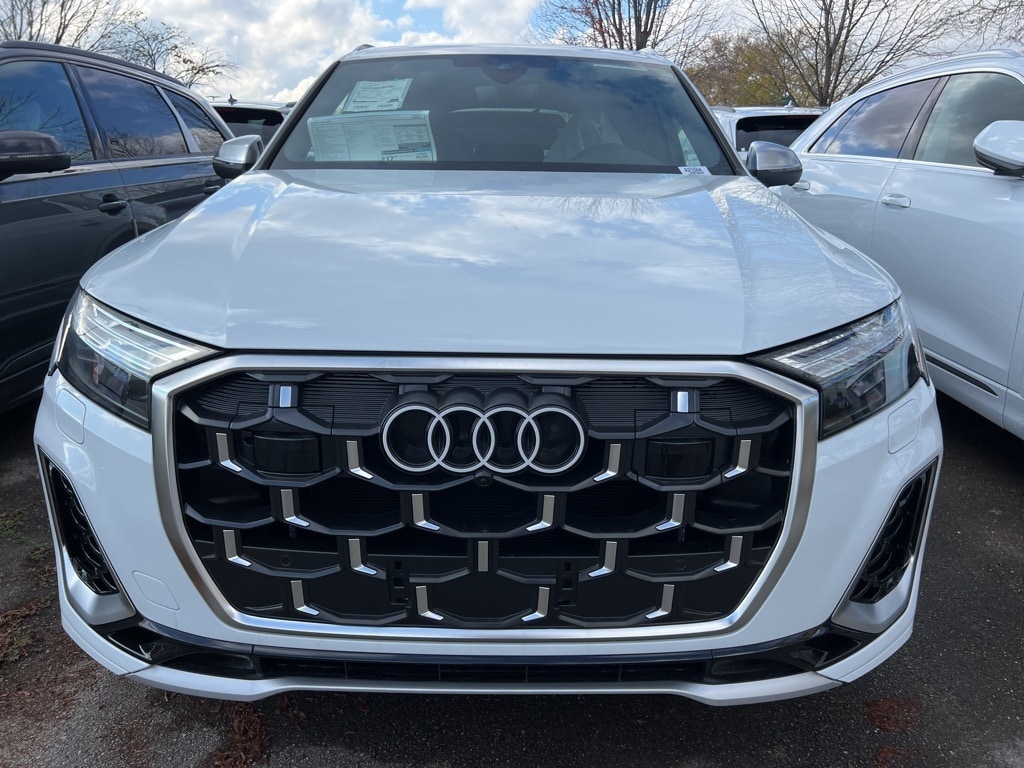 New 2025 Audi SQ7 For Sale at Audi Indianapolis | VIN: WA1AWBF7XSD013959