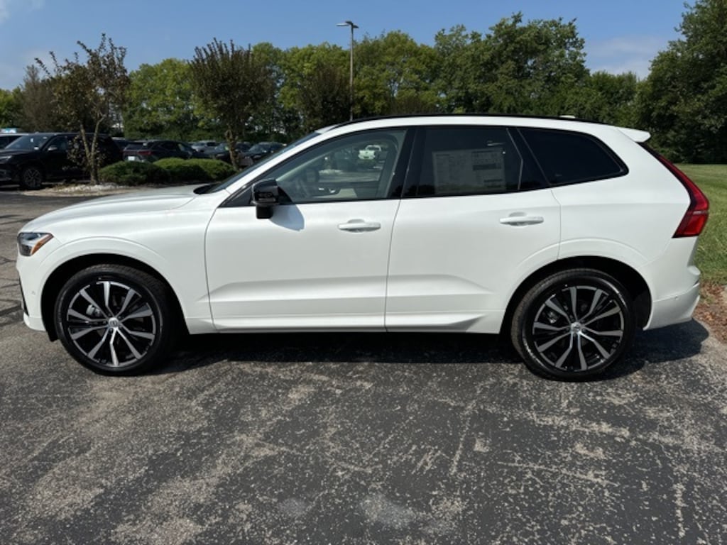 Used 2025 Volvo XC60 For Sale at Tom Wood Nissan | VIN: YV4M12RC1S1039455