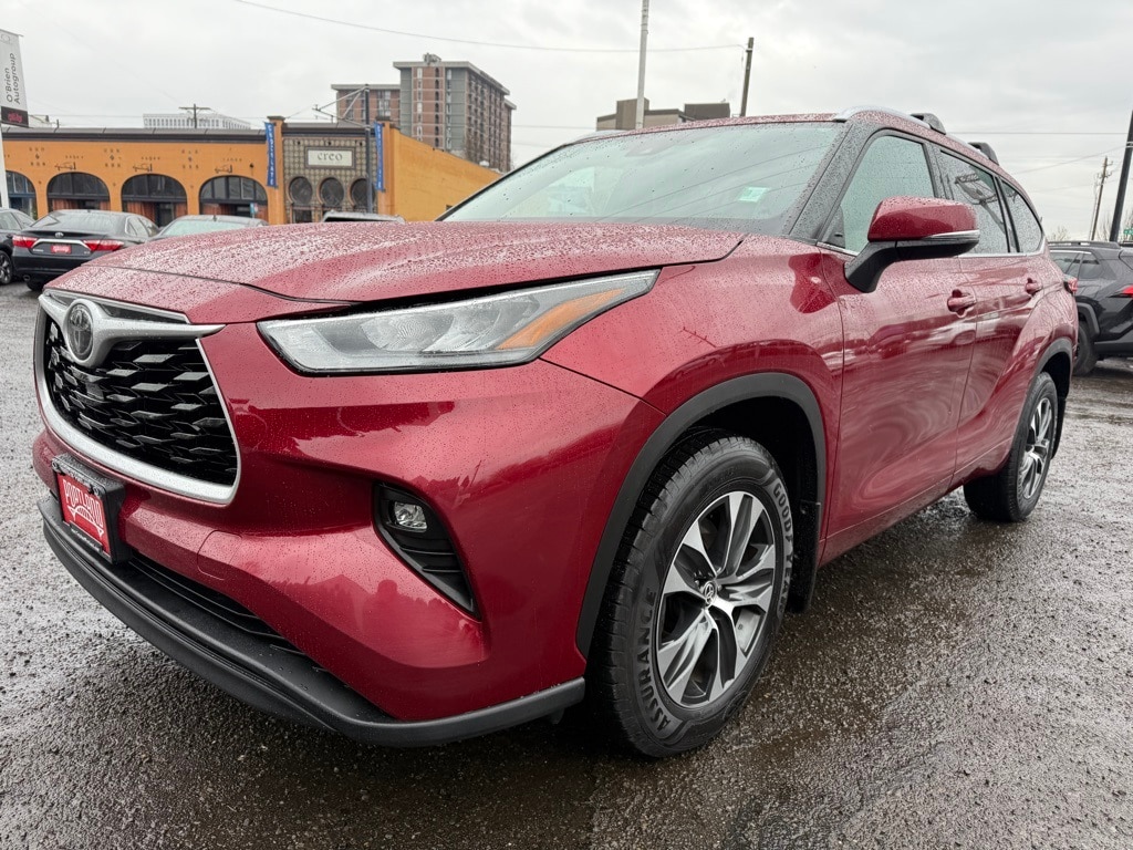 Used 2020 Toyota Highlander For Sale at Toyota of Portland | VIN ...