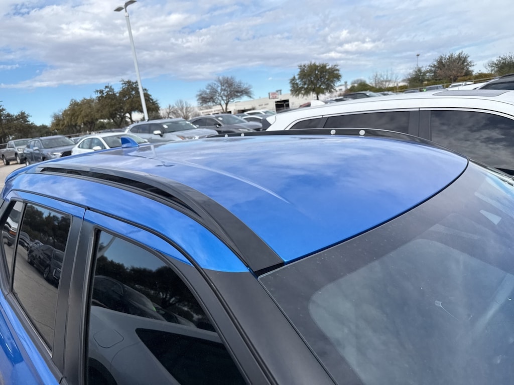 Used 2024 Nissan Kicks SR w/17-Inch Alloy Wheels/Apple Carplay For Sale ...