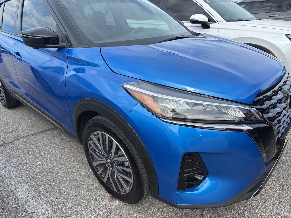 Used 2024 Nissan Kicks SR w/17-Inch Alloy Wheels/Apple Carplay For Sale ...