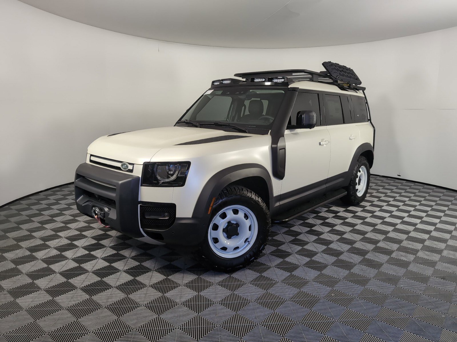 Land rover road tax prices store