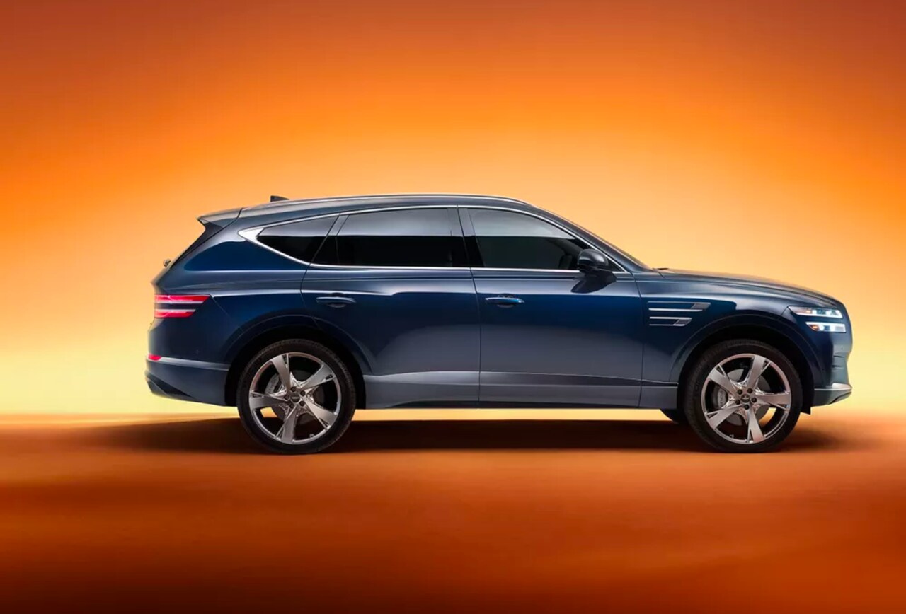 2024 Genesis GV80 Model Review | Universal Genesis