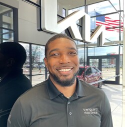 Staff | Vanguard Kia of Arlington
