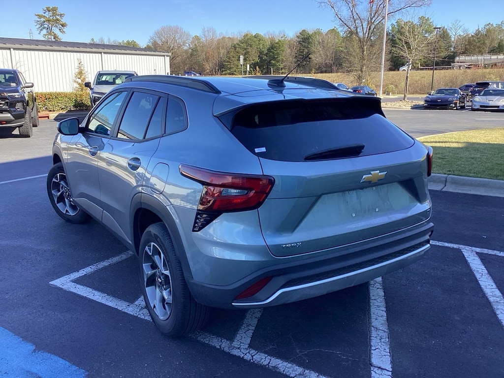 Used 2025 Chevrolet Trax For Sale at VICTORY CHEVROLET, LLC | VIN ...