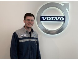 Friendly Staff at our NH Dealership | Volvo Cars of Exeter