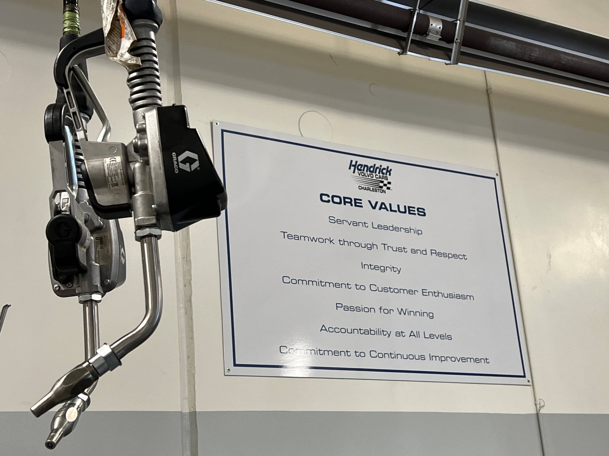 Volvo Simplified Service | Hendrick Volvo Cars of Charleston