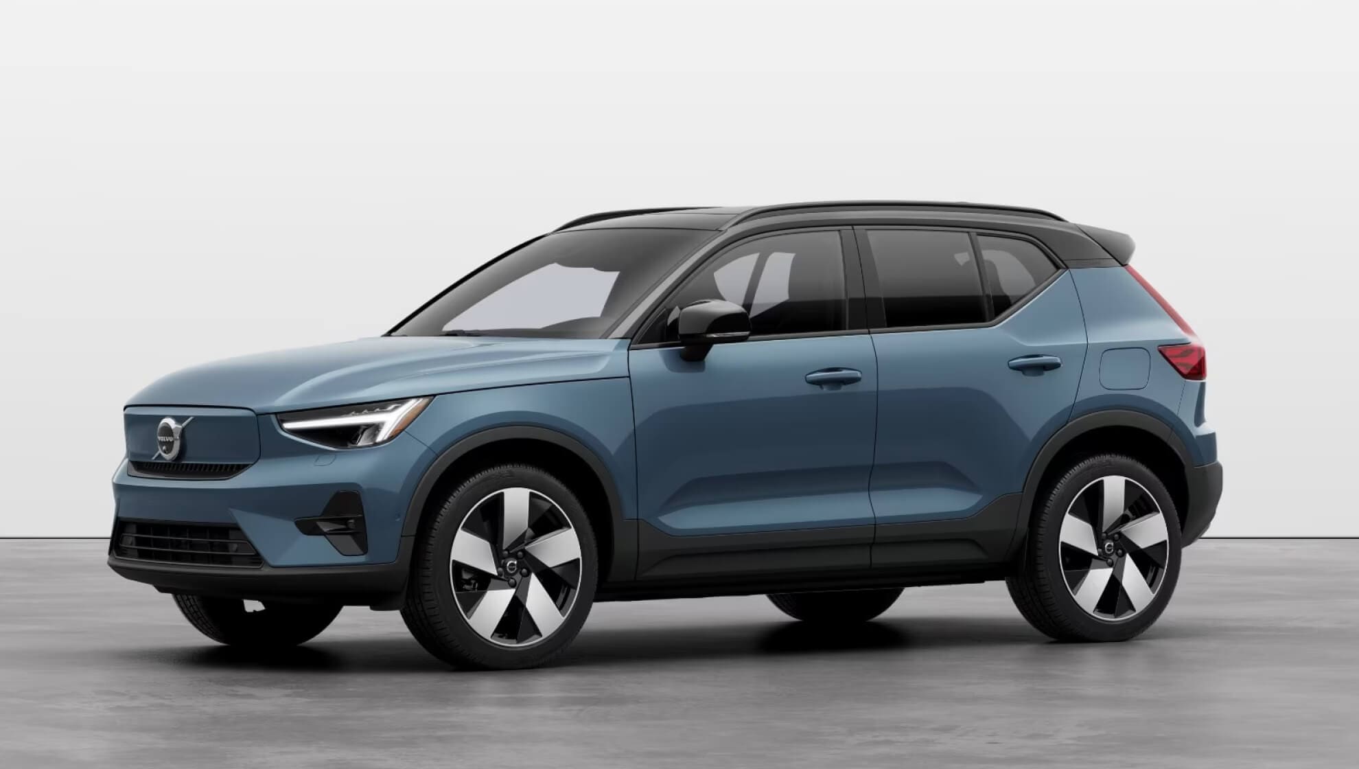 Volvo xc40 recharge hybrid price store