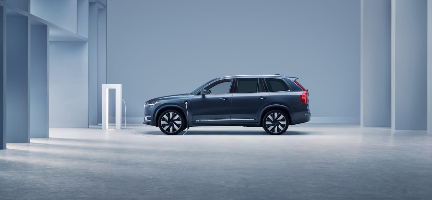 Best Three-Row Luxury SUVs (Updated For 2024)