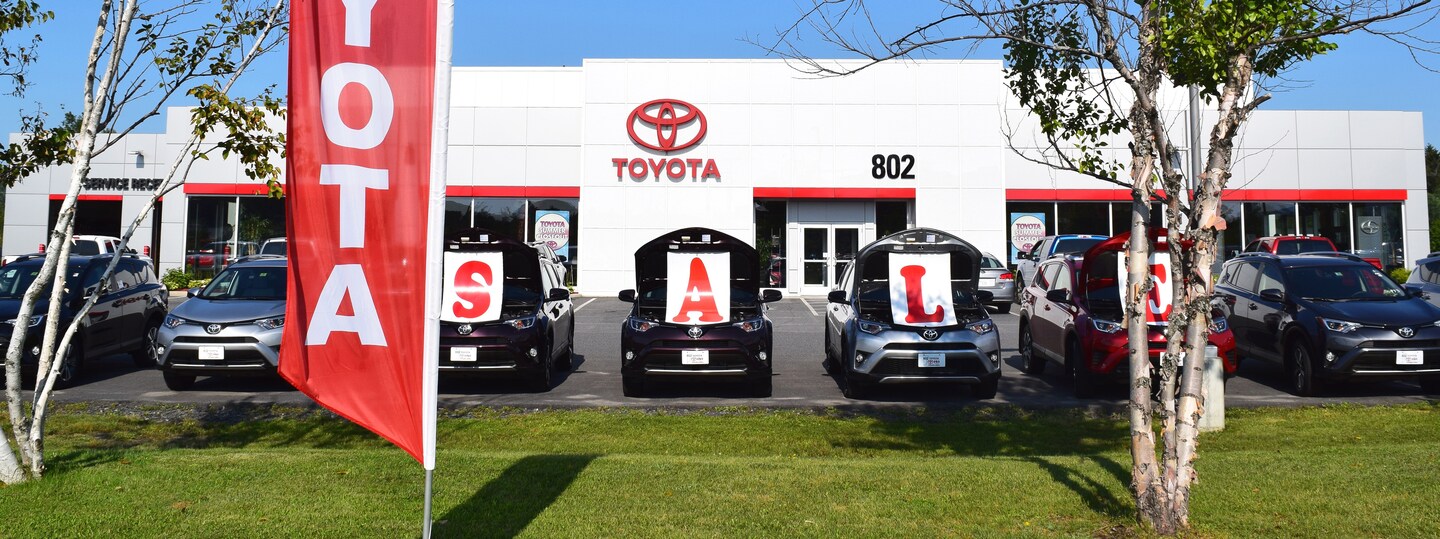 Hours of Operation & Holiday Closures | 802 Toyota of Vermont
